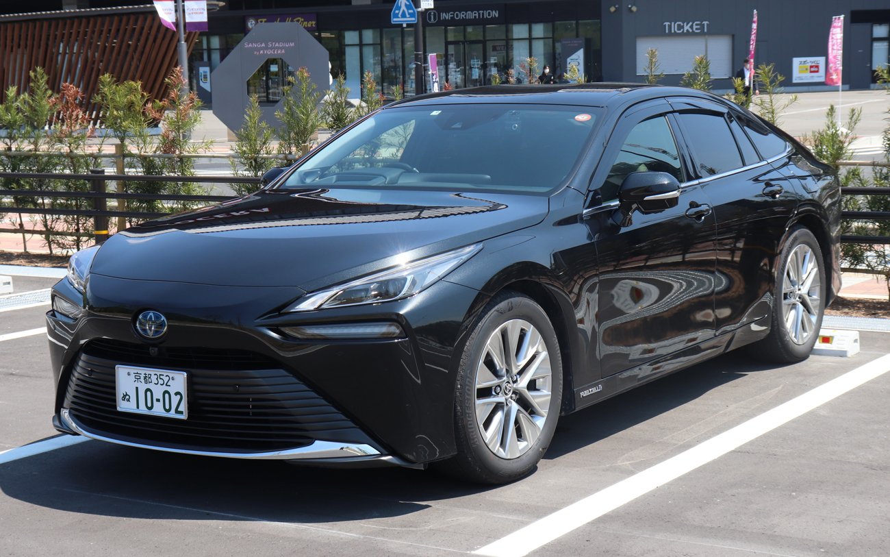 Mayor's official car suffers from lack of hydrogen stations : forty km ...